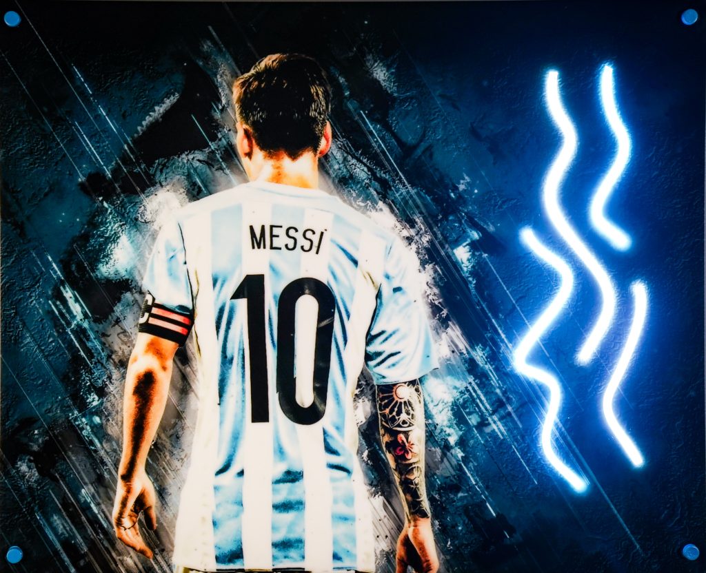 Blue and White Messi LED Fan Art - Crown Office Supplies